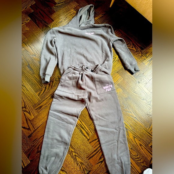 White Fox Boutique | Sweaters | Offstage Hoodie Volcani White Fox Gray ...
